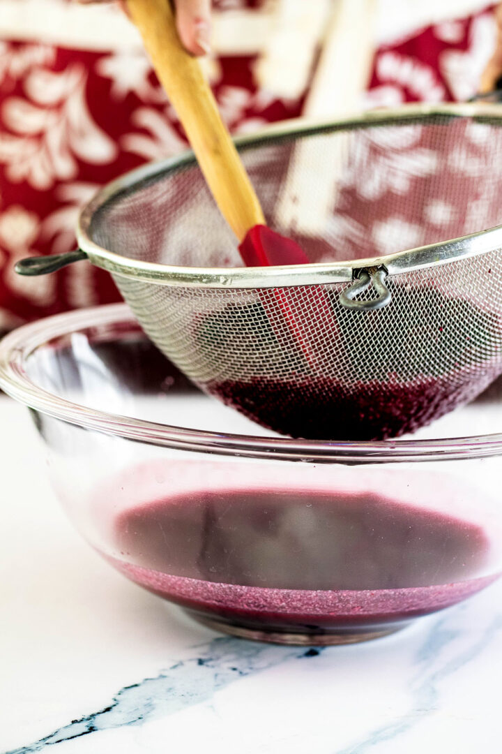 Homemade Raspberry Syrup - Heavenly Home Cooking