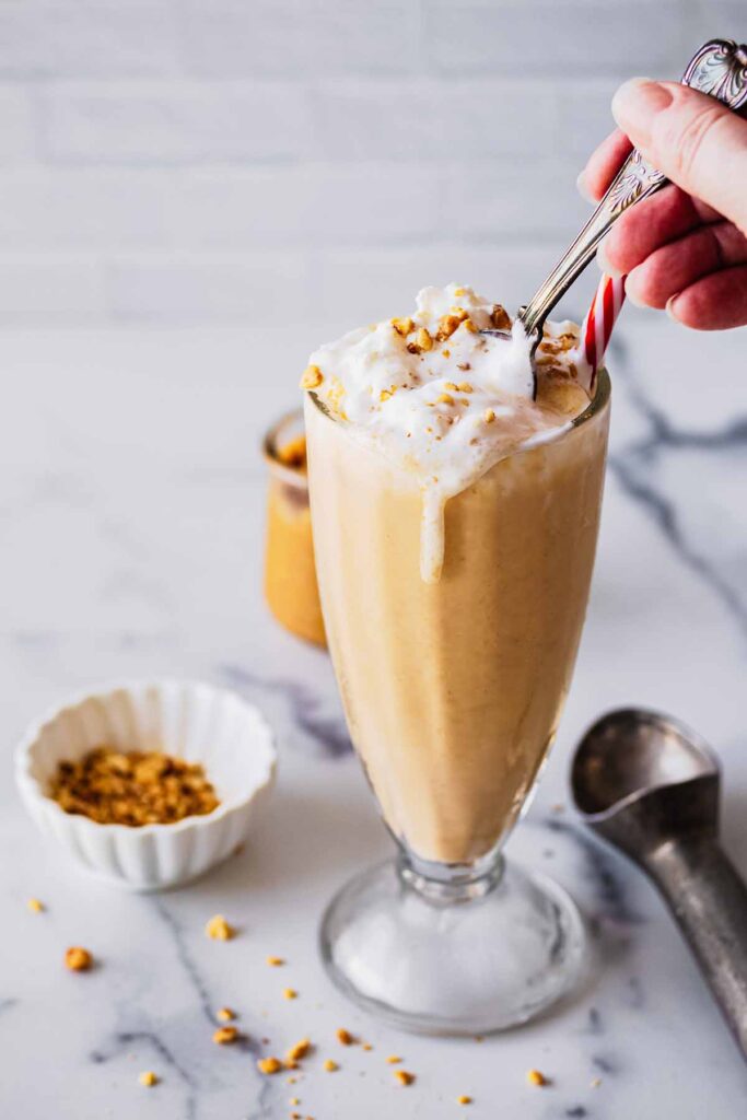 Peanut Butter Milkshake (Quick & Easy Recipe) - Heavenly Home Cooking