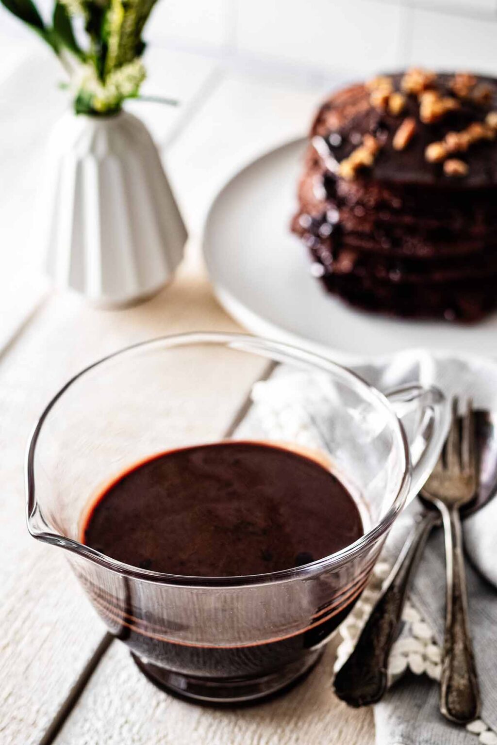 Chocolate Pancake Syrup (Fast & Easy) - Heavenly Home Cooking