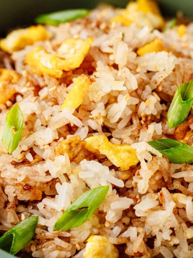 Garlic Fried Rice (Quick and Easy Recipe) - Heavenly Home Cooking