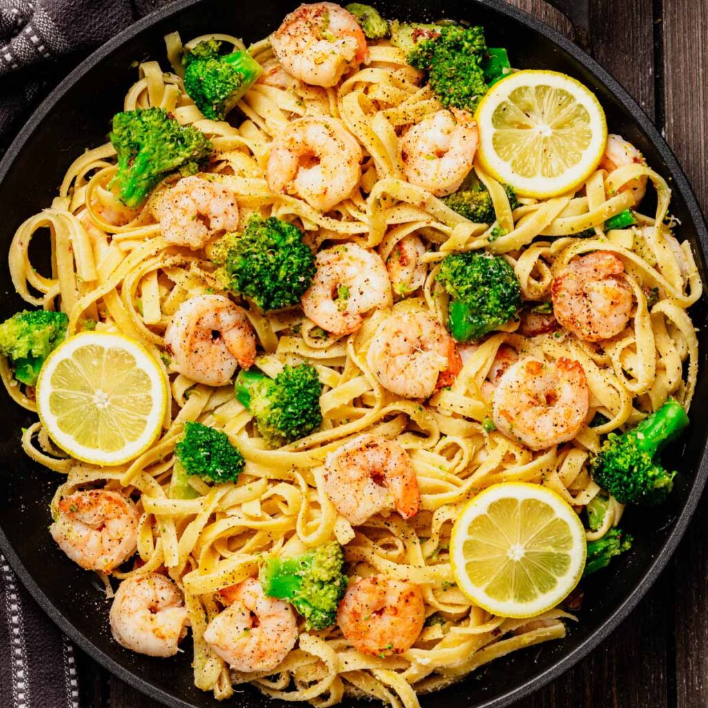 Shrimp and Broccoli Scampi - Heavenly Home Cooking