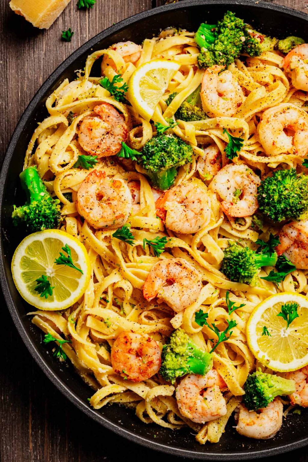 Shrimp and Broccoli Scampi - Heavenly Home Cooking
