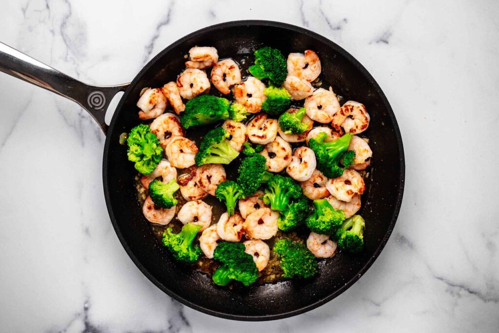 Shrimp and Broccoli Scampi - Heavenly Home Cooking